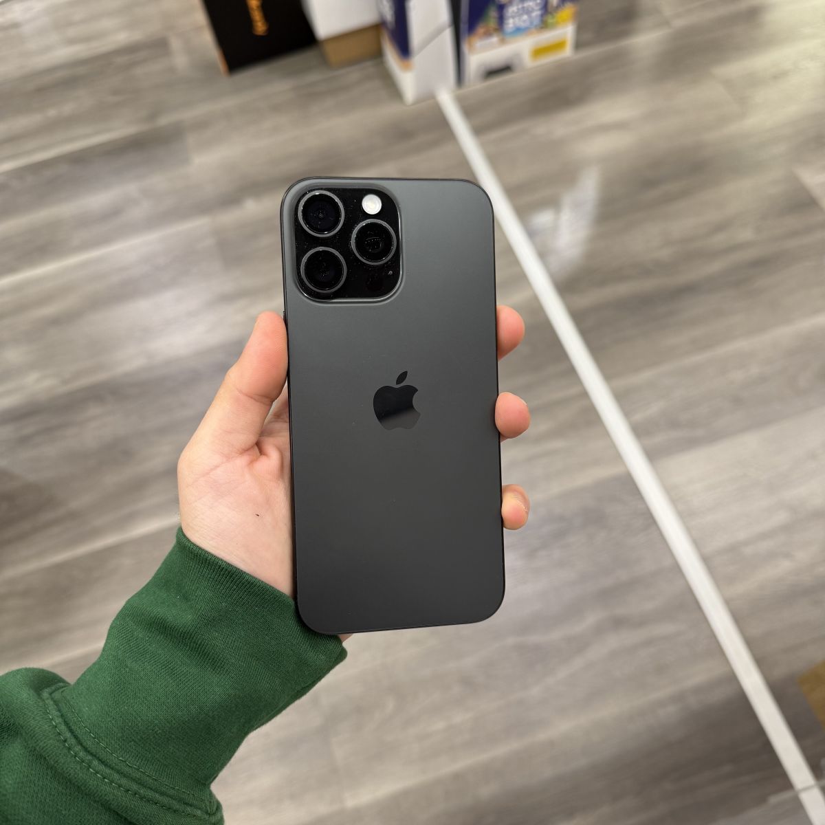 IPHONE 16 PRO MAX 256GB BLACK TITANIUM - Levaphone