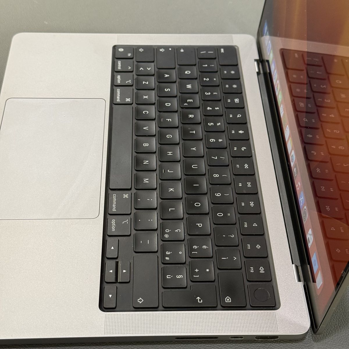 MACBOOK PRO 14”M2 PRO 512/16GB RAM - Levaphone